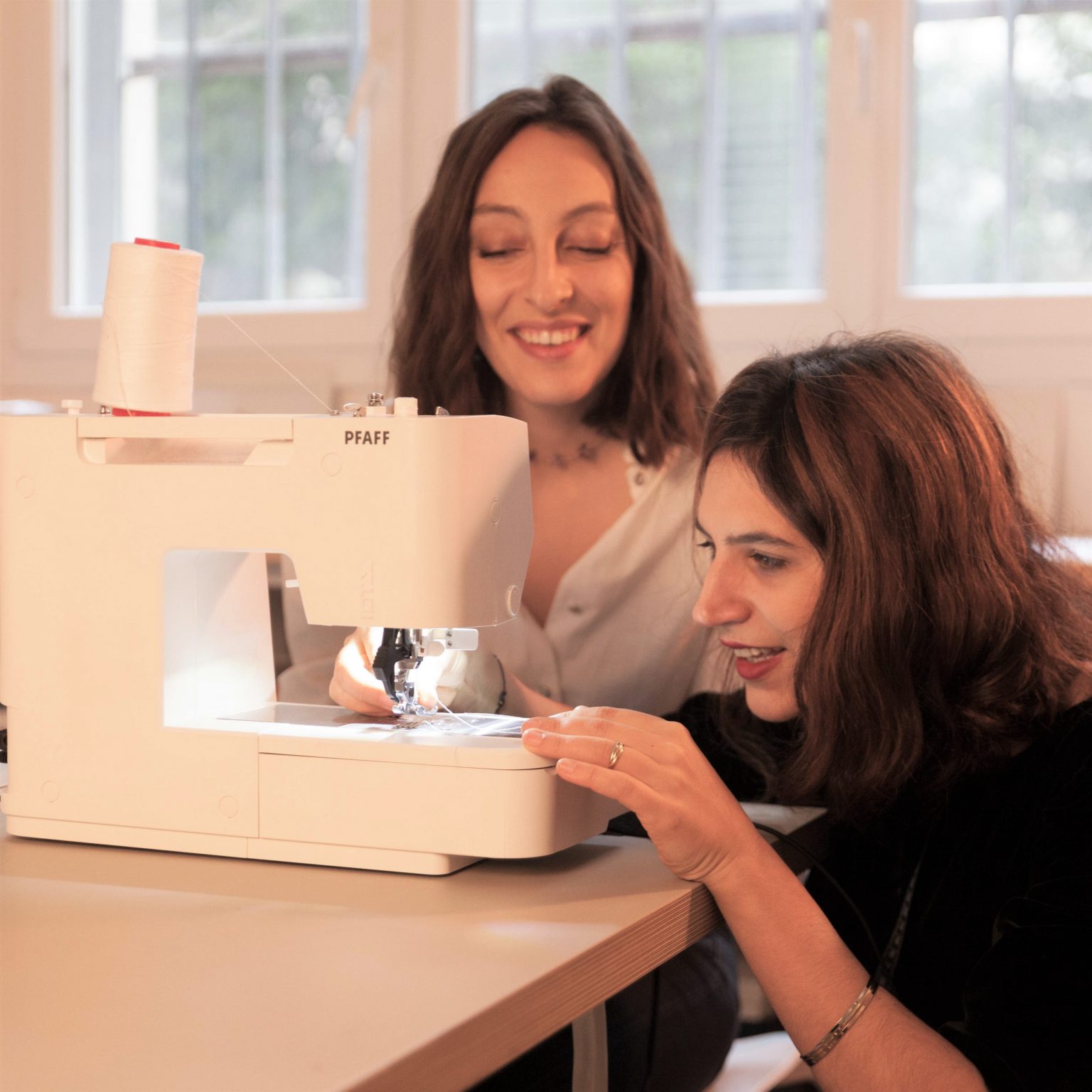 Homemakers Paris: Le Fablab du textile & création design - HOMEMAKERS PARIS